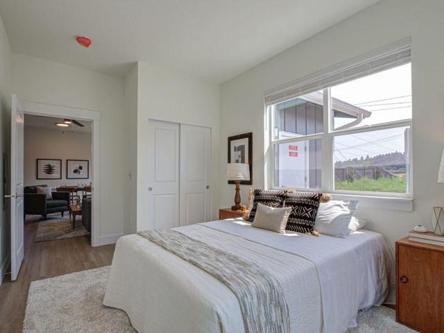 Bridger Court Apartments 2 Bedroom Apartment for Rent at 4242 E 18th St, Vancouver, WA 98661 Meadow Homes