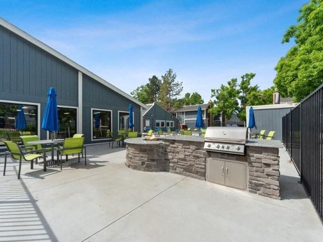 Bridges at 9 Mile Station 3 Bedroom Apartment for Rent at 10025 E Girard Ave, Denver, CO 80231 Hampden