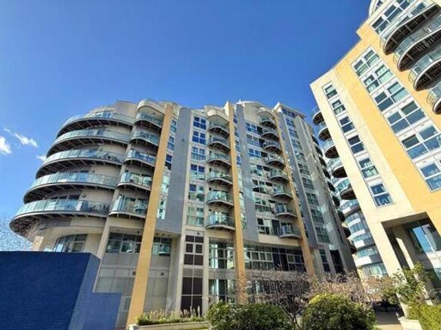Bridges Court Road, London, 1 Bedroom Flat