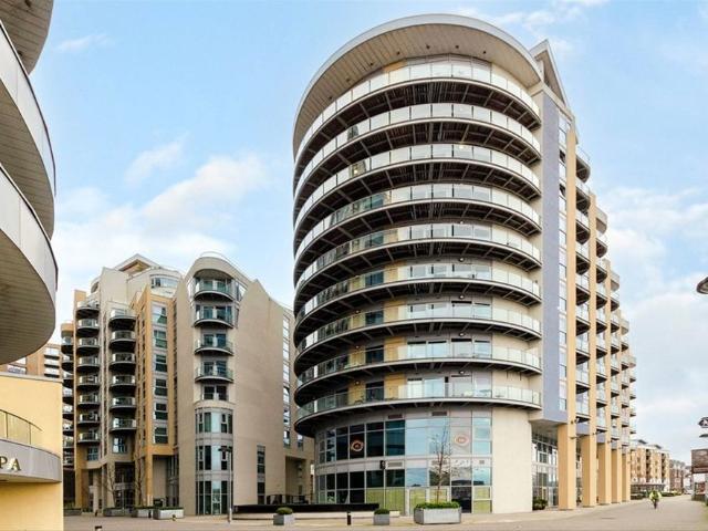 Bridges Court Road, SW11, London