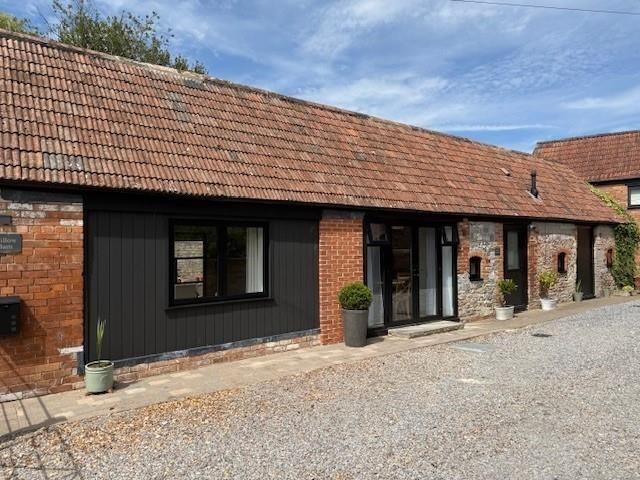 Bridgwater Road, East Brent TA9, 1 bed detached bungalow to rent, £1,150 pcm | PrimeLocation