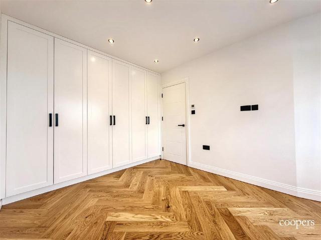 Bridgwater Road, Ruislip, HA4