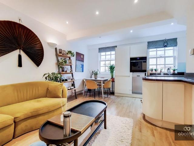 Bridewell Place, London, E1W 2 bed apartment to rent £2,600 pcm £600 pw