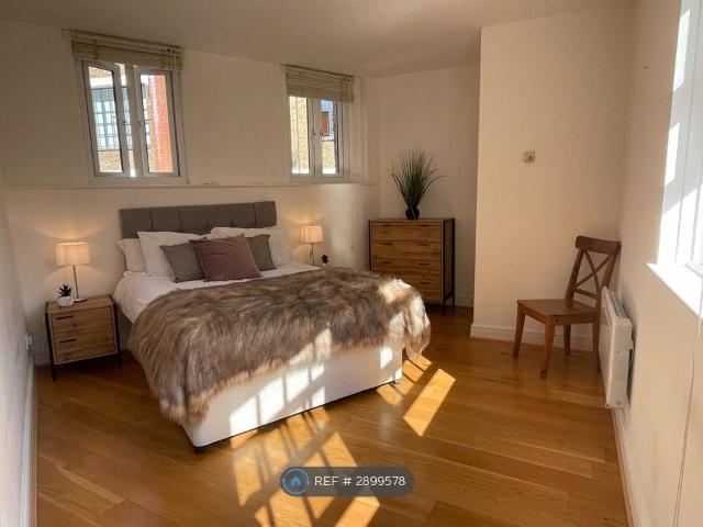 Bridewell Place, London E1W, Studio to rent, £1,600 pcm | PrimeLocation