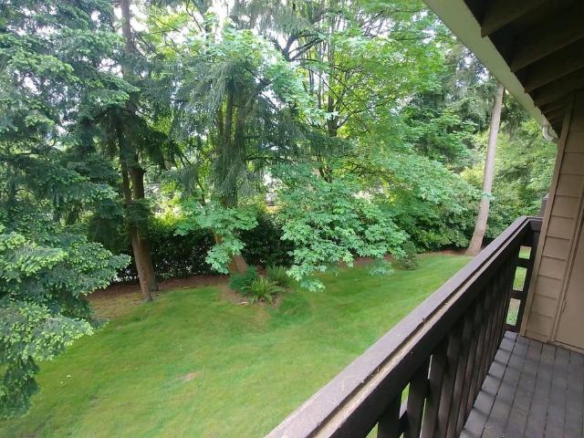 Bridlewood 2 Bedroom Apartment for Rent at 13210 97th Ave Ne, Kirkland, WA 98034