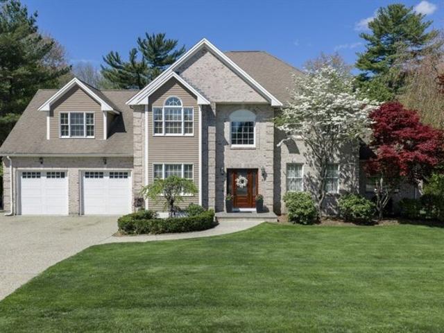 Bridle Dr, Lincoln, Home For Sale