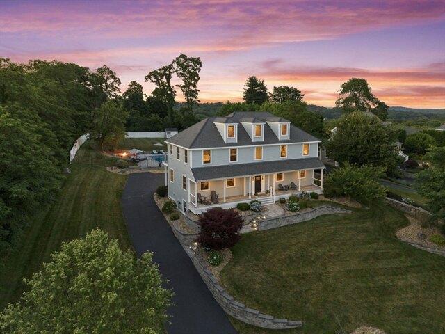 Bridle Spur Ln, Danvers, Home For Sale