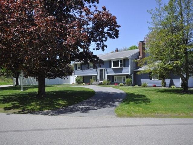 Bridle Rd, Bridgewater, Home For Sale