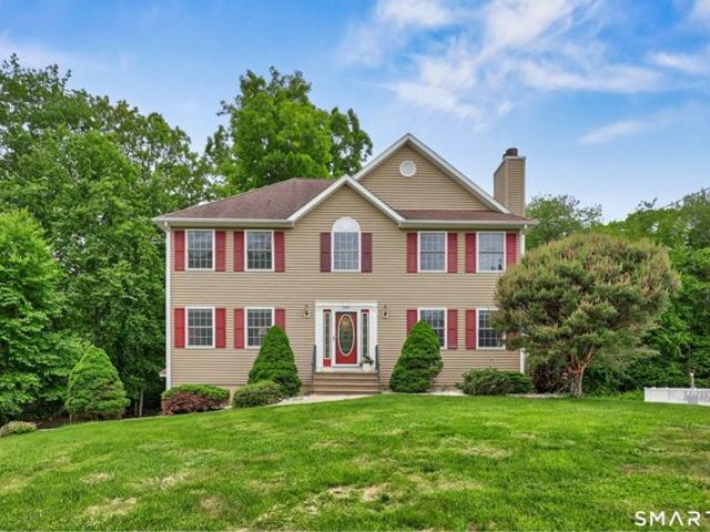 Bridle Trail Dr, Naugatuck, Home For Sale