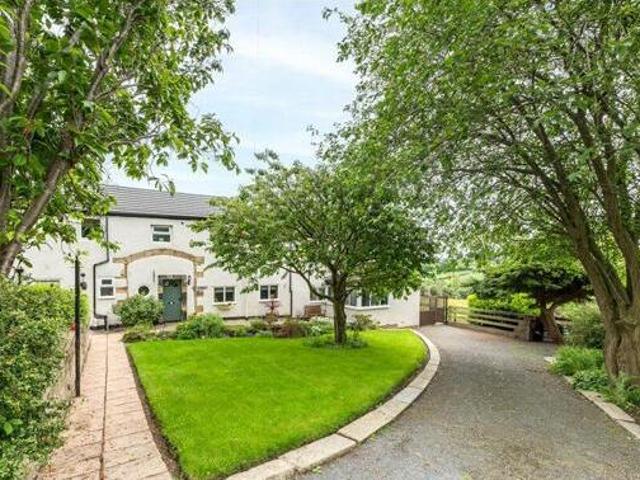 Briestfield Road, Dewsbury, 5 Bedroom Detached