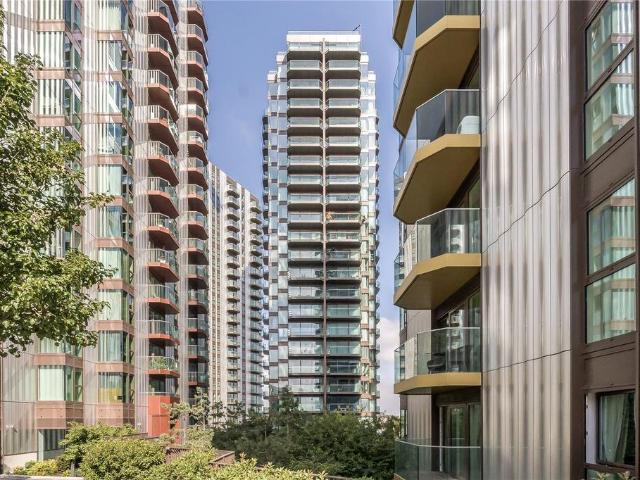 Brigadier Walk, London, SE18 2 bed apartment to rent £2,700 pcm £623 pw