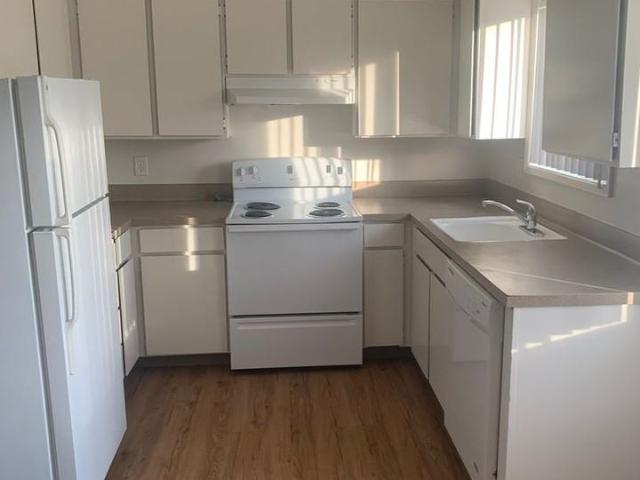 Brigadoon Apartments BD 2 Bedroom Apartment for Rent at 2627 Se 145th Ave, Portland, OR 97236 Centennial