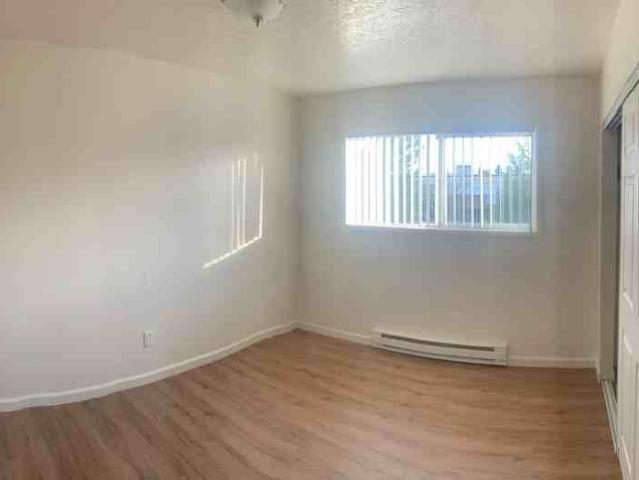 Brigadoon Apartments BD 3 Bedroom Apartment for Rent at 2627 Se 145th Ave, Portland, OR 97236 Centennial