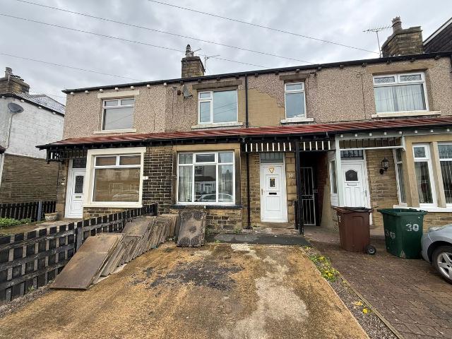 Briggs Avenue, Bradford BD6, 3 bed terraced house to rent, £900 pcm | PrimeLocation