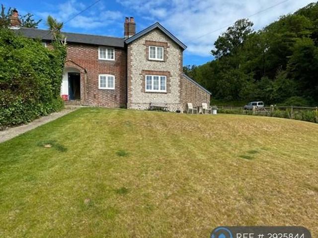 Brigdens Farm Cottages, Lewes, BN8 2 bed semi detached house to rent £1,845 pcm £426 pw