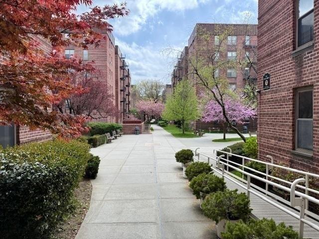Brigham St Apt C, Brooklyn, Property For Sale