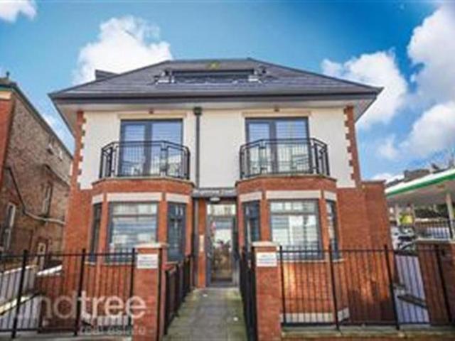 Brightview Court, Finchley Lane. 2 bed flat to rent £2,200 pcm £508 pw