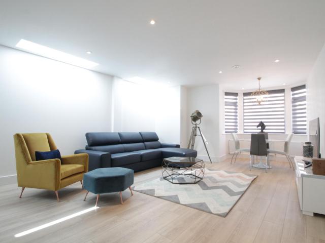 Brightview Court, Finchley Lane