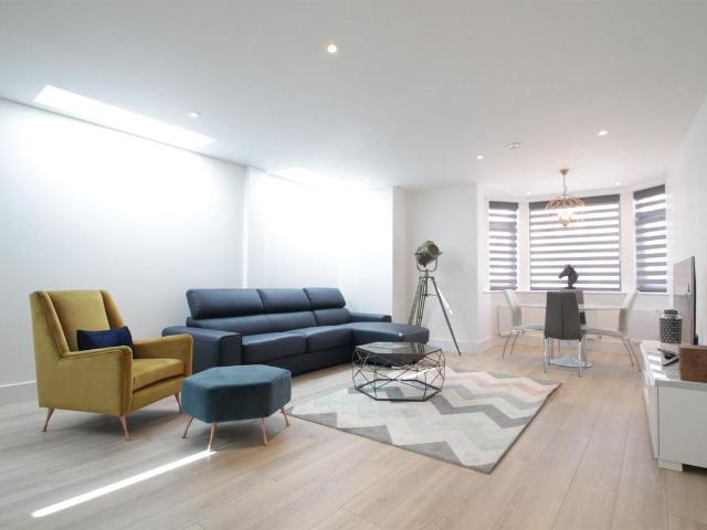 Brightview Court, 20 Finchley Lane, London NW4, 2 bed flat to rent, £2,300 pcm | PrimeLocation