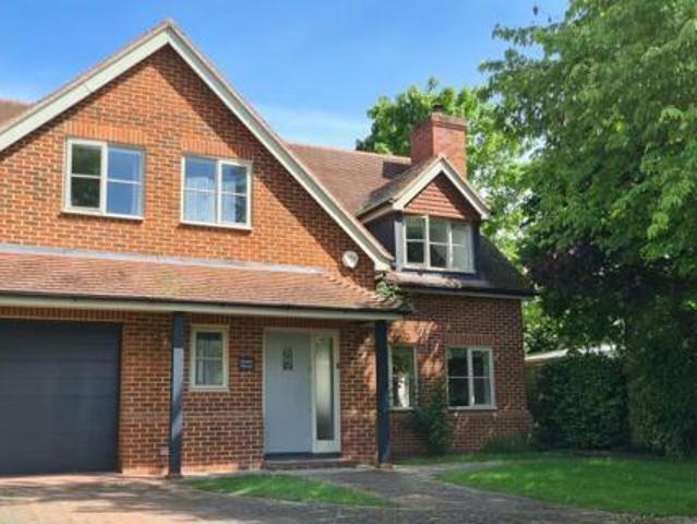 Brightwell cum sotwell, Oxfordshire, 4 Bedroom Detached