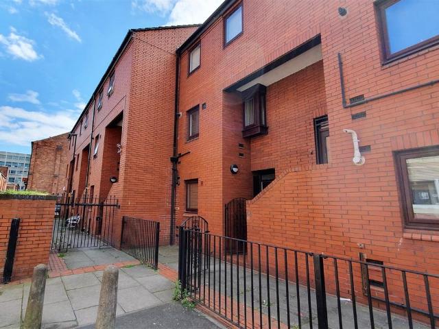 Brightwell Walk M4, 1 bed flat to rent, £975 pcm | PrimeLocation