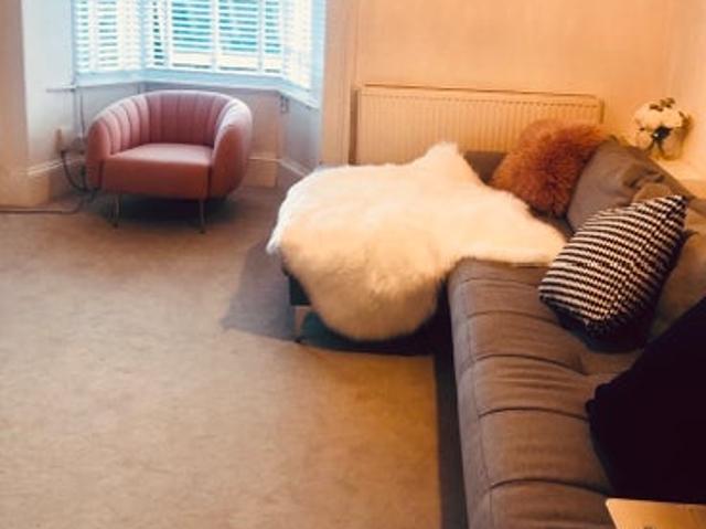Bright 3 Bed Home Near Station & Beach