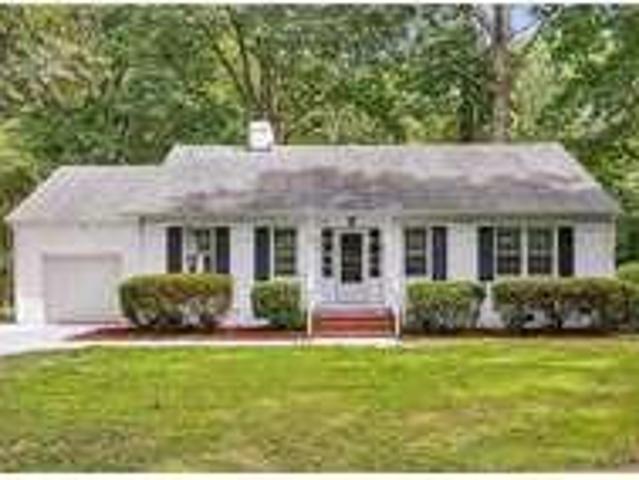 Bright 3 Bedroom 2 Bathroom Home