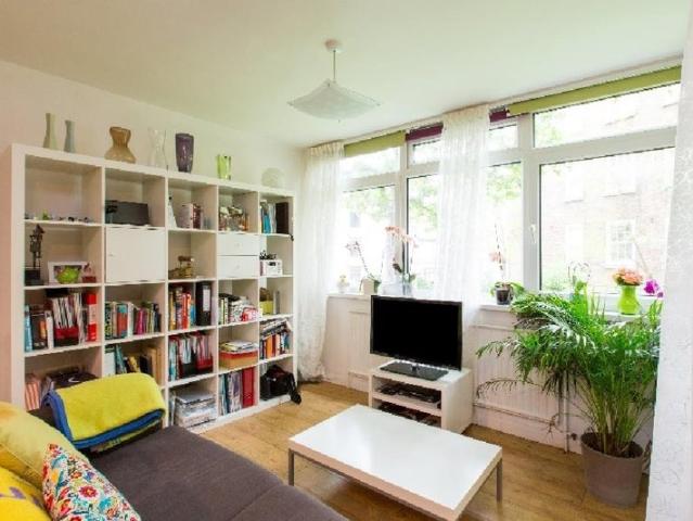 Bright 2 Bed in Prime St John’s Wood