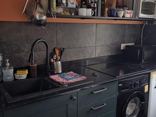 Bright 32m2 Studio + kitchen / bathroom