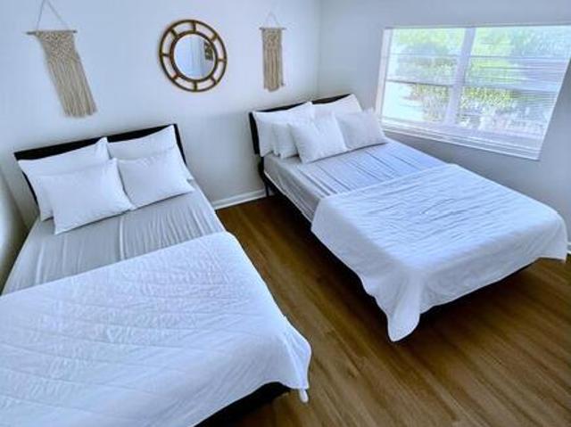 Bright & Cozy Bedroom Rental