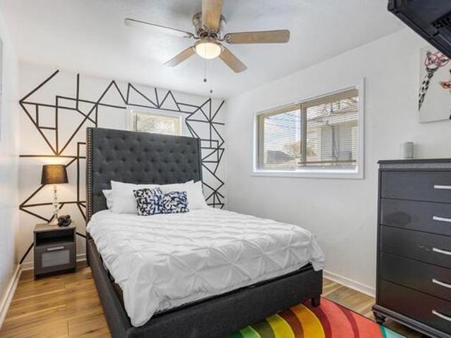 Bright, Cozy & Modern 2BR | Third Ward Charm Near Downtown