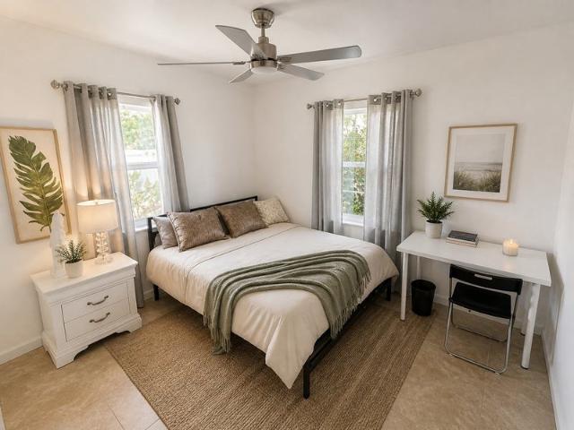 Bright, Cozy Private Room with Shared Bath