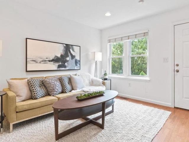 Bright Columbia Heights townhouse by dining & U St
