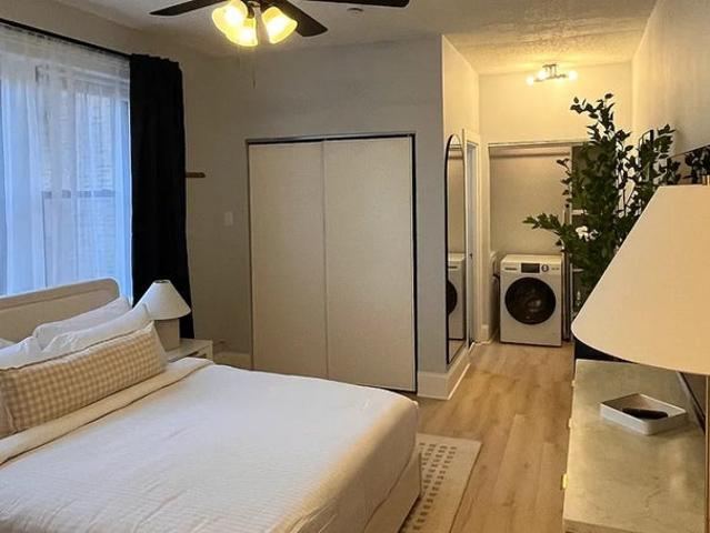 Bright & Comfortable Furnished Apartment Available