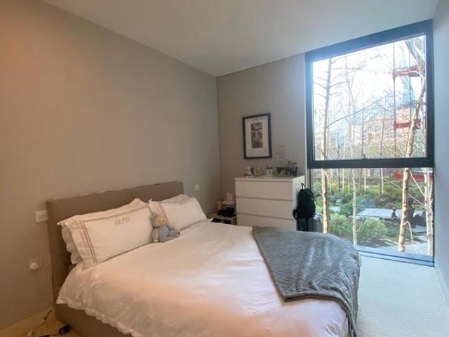 Bright and Modern 2 bed flat Short Let No Agents