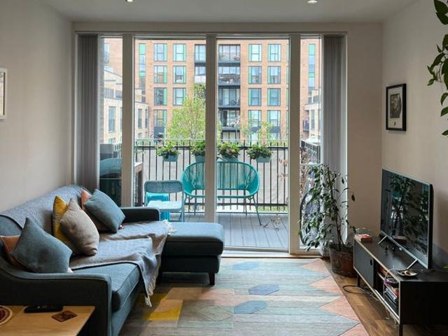 Bright and Spacious Flat near Shoreditch