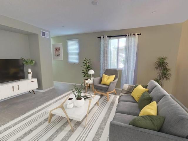 Bright & airy Hayward home near Cal State Universi