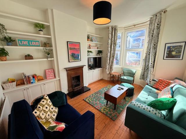 Bright Beautiful House in central Bristol