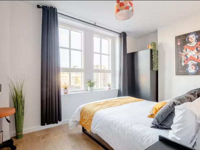 Bright & Beautiful 1 Bed Flat