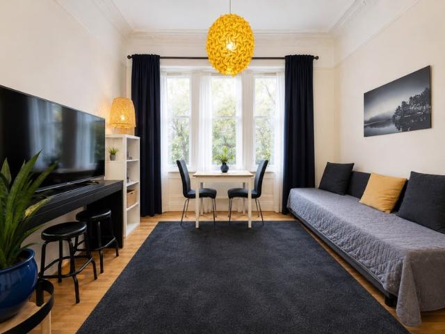 Bright & Friendly 1 Bed at Holland Park