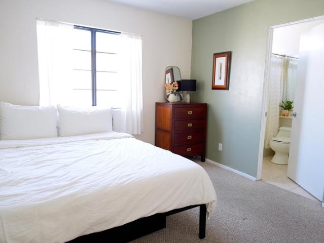 Bright Furnished Private Room + Private Bath