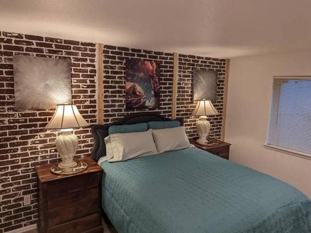 Bright Furnished Room with Private Bathroom