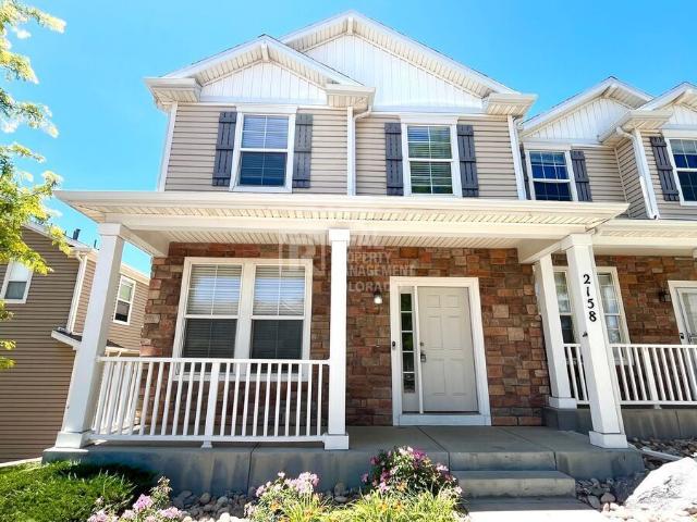 Bright Home with Vaulted Ceilings, Central A/C & Covered Porch