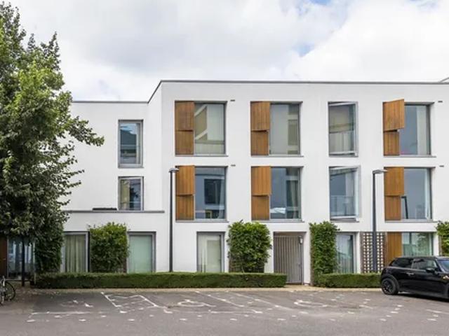 Bright Horizons, Stadium Mews, London, N5 1FP, United Kingdom | 2 bed apartment for rent #168182036 | Rentberry