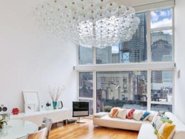 Bright One Bedroom Condo in Midtown West