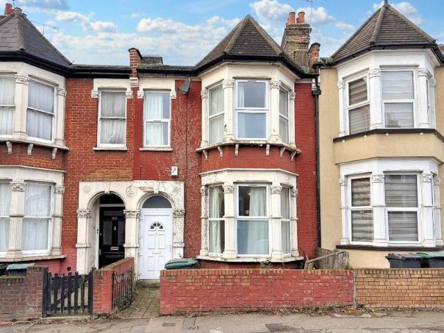 Bright one bedroom flat | All Bills