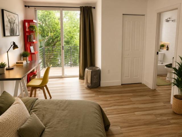 Bright Modern Room w/ Balcony Access & Shared Bath