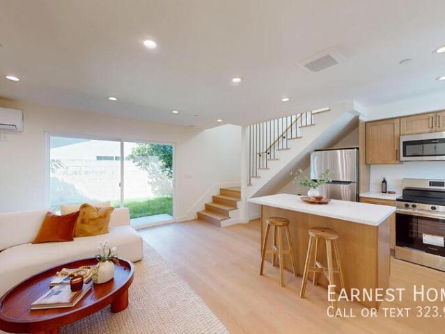 Bright & Modern 2BR Home in Prime NoHo Location