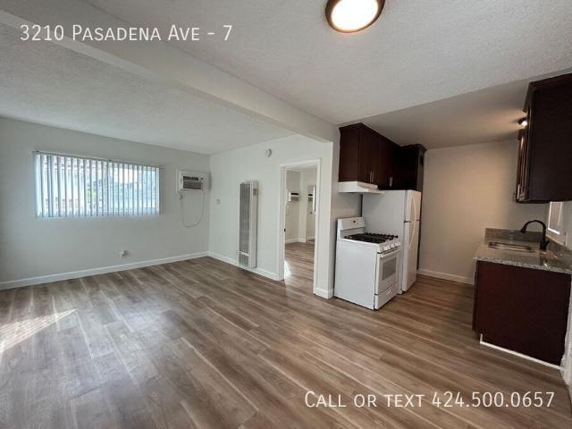 MOVE IN NOW GET 1 MONTH FREE!