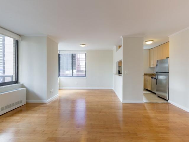 Bright & Spacious Apartment Near Times Square